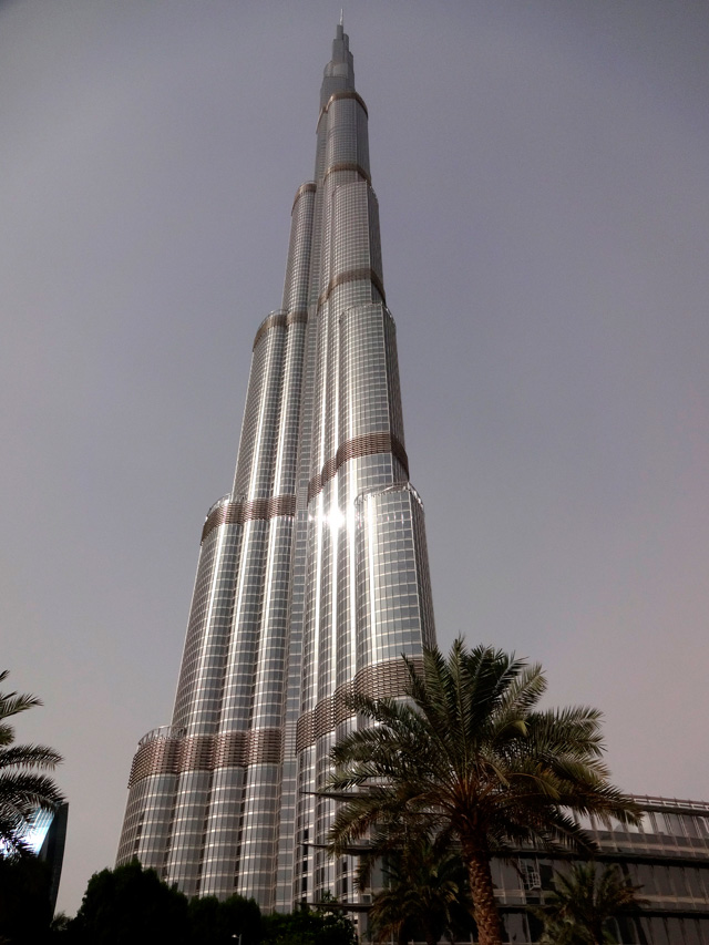 Visita ao Burj Khalifa em Dubai, o maior prédio do mundo