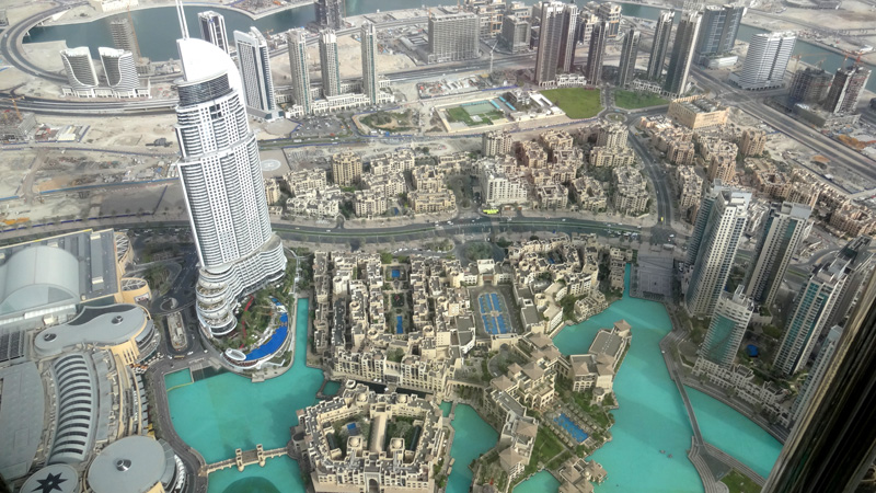 Visita ao Burj Khalifa em Dubai, o maior prédio do mundo