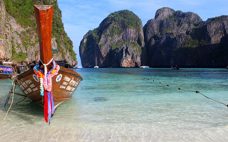 Como chegar em Maya Bay e pegar a praia mais vazia