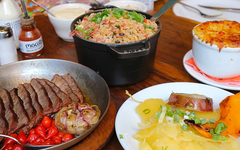 Mocotó: Renomado restaurante tem ótima comida e bom preço